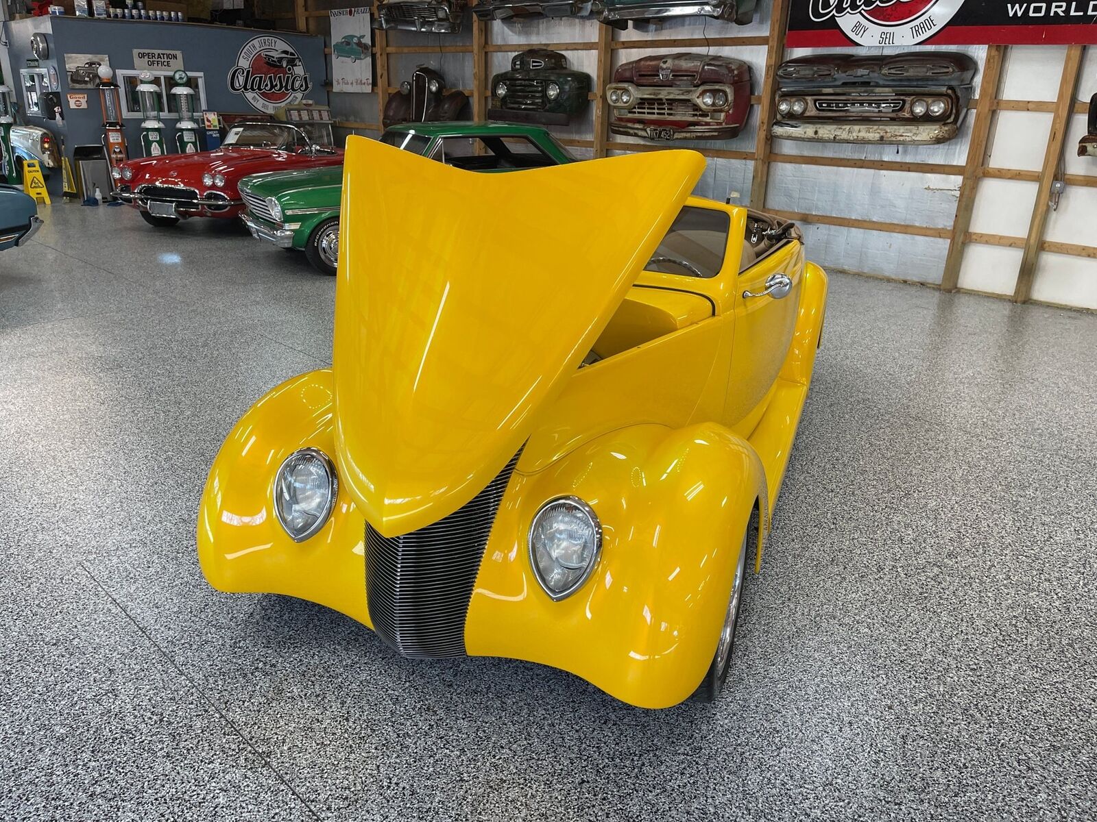 1937 Ford Roadster hot rod 350 V8 [Professionally built] for sale