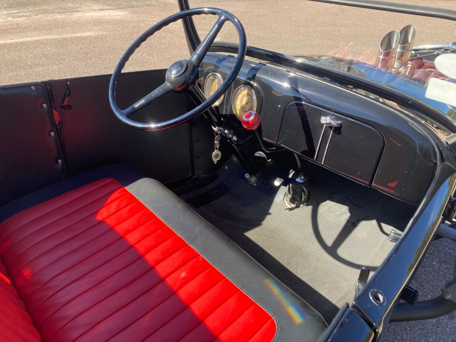 1927 Ford Model T Roadster hot rod [built by professional shop] for sale