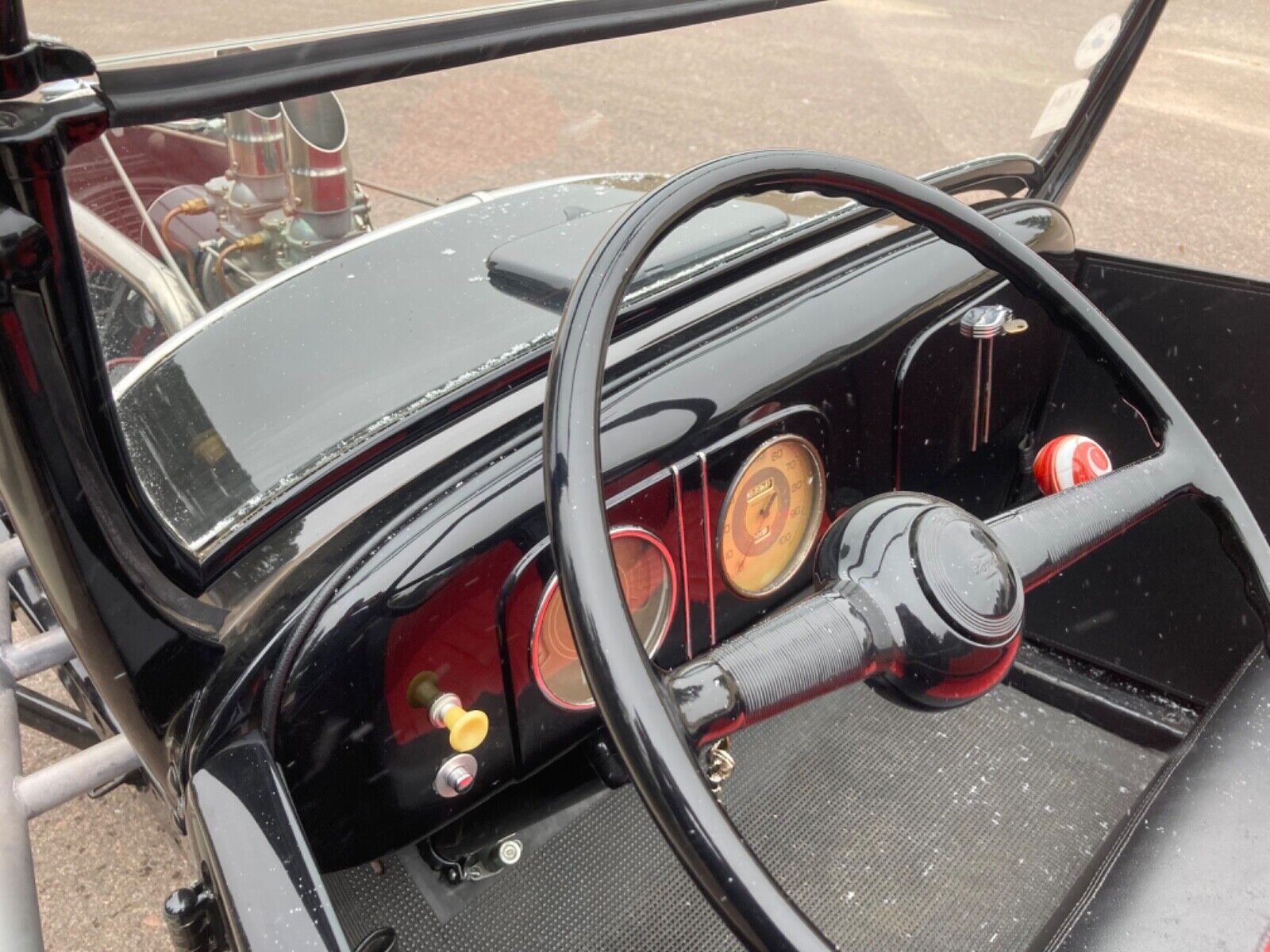 1927 Ford Model T Roadster hot rod [built by professional shop] for sale