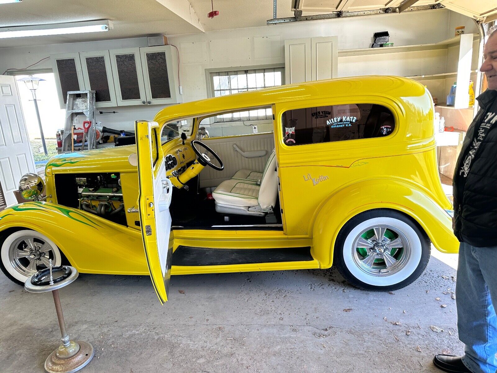 1934 Chevrolet Master 2-door sedan street rod for sale